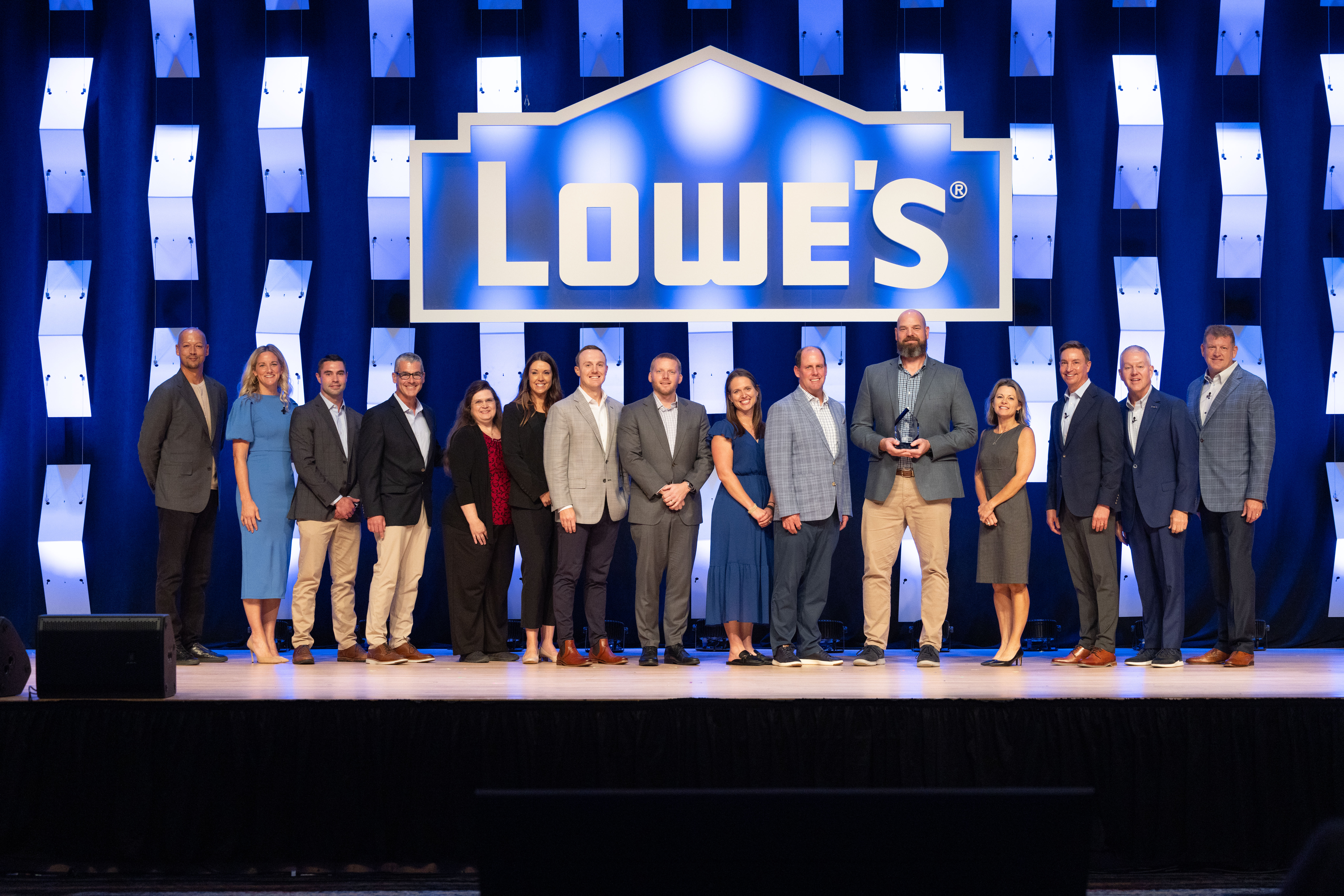Lowes Employee Dress Code 2021