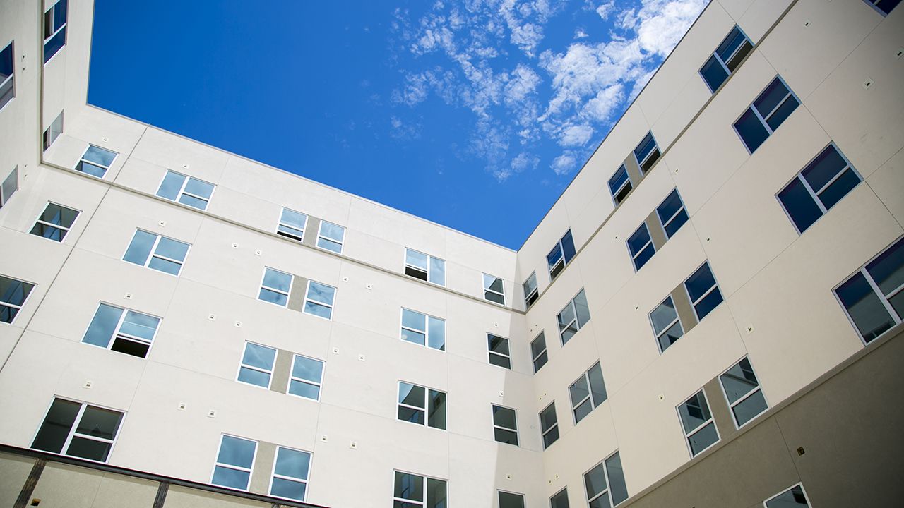 Lobo Rainforest Building opens in high desert | UNM UCAM Newsroom