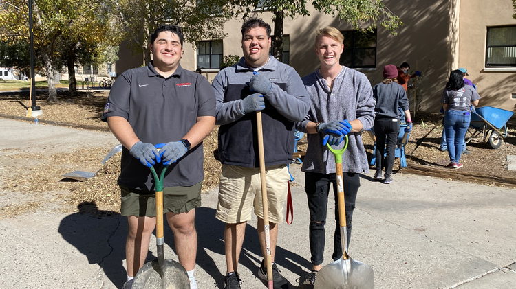 ASUNM Community Experience hosts annual Fall Frenzy | UNM UCAM Newsroom