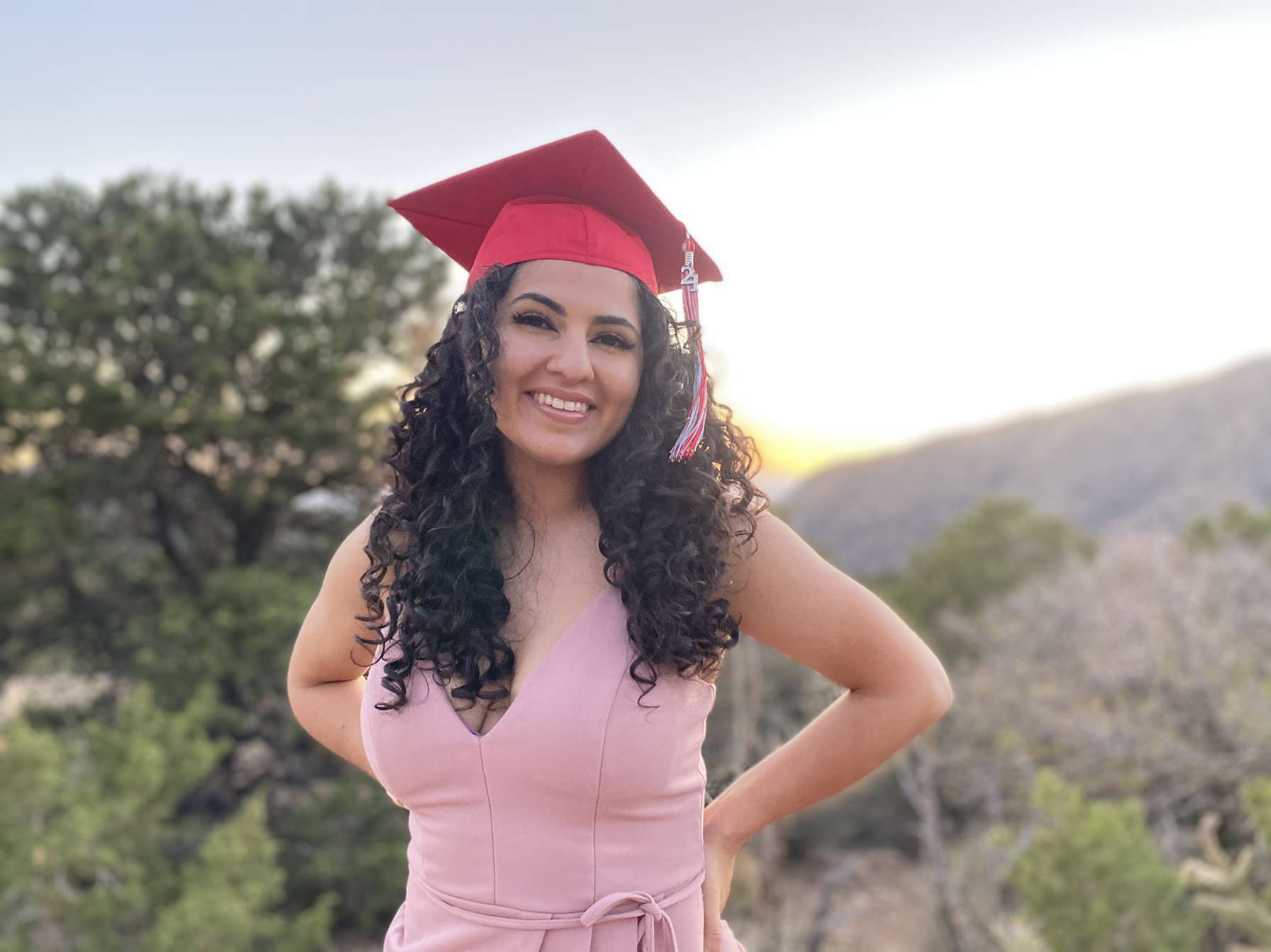 2022 Inspiring Graduate | Carla Santos | UNM UCAM Newsroom