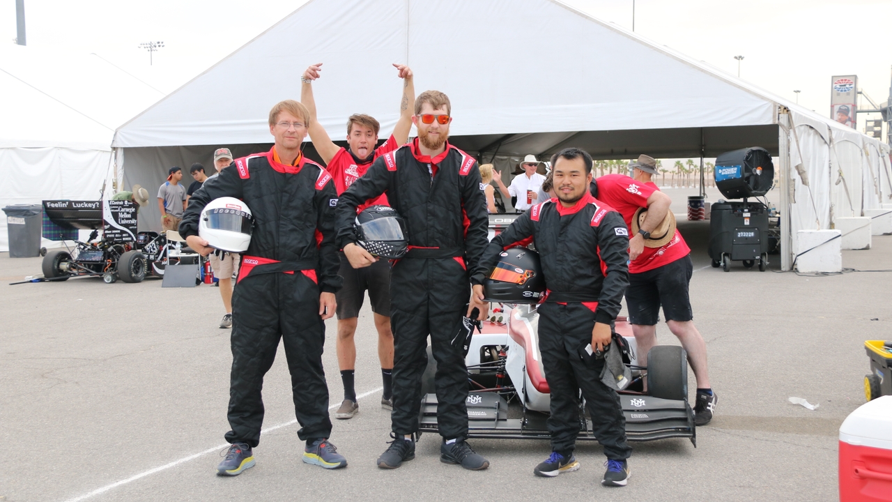Engineering alumnus joins McLaren Formula 1 team | UNM UCAM Newsroom
