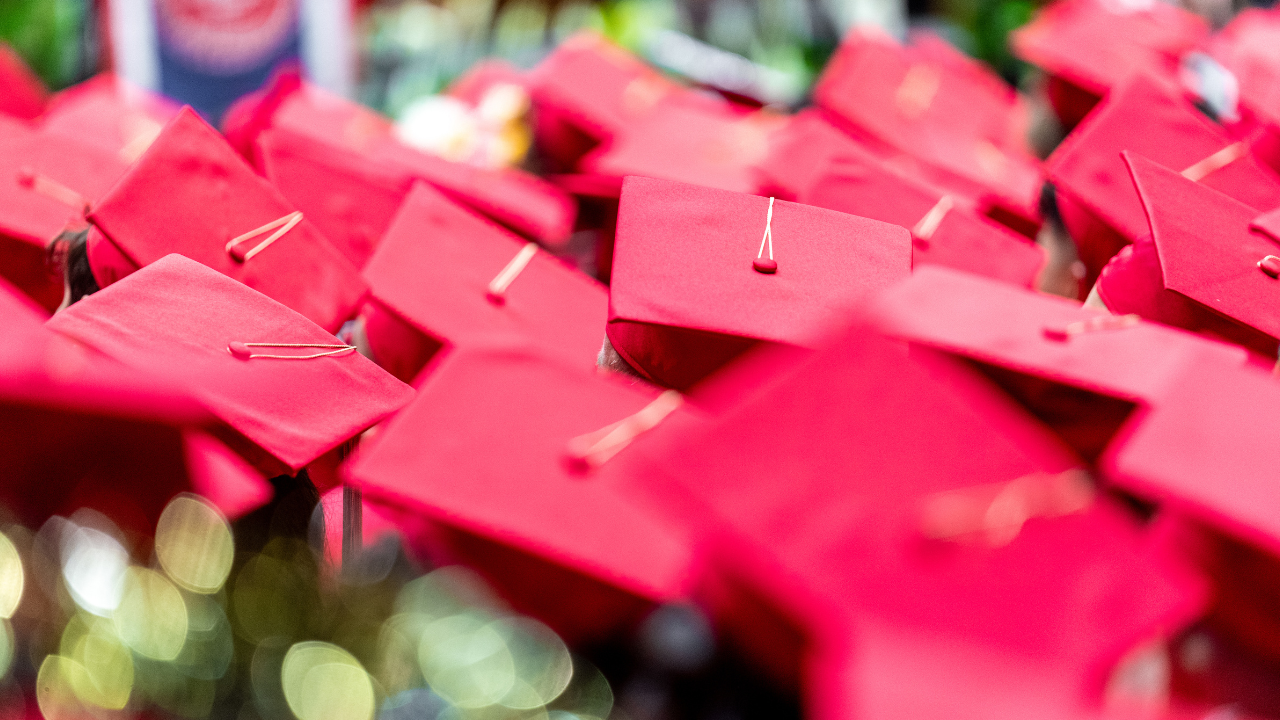 UNM seeks volunteers for fall commencement ceremonies | UNM UCAM Newsroom