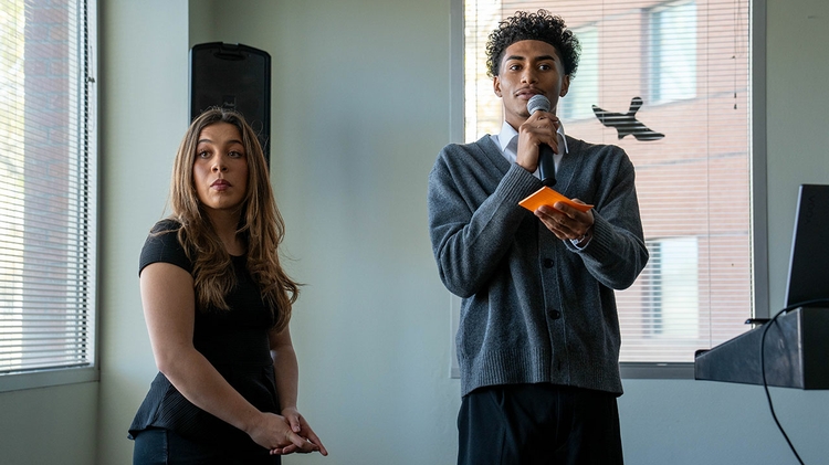 Photo | Mia Dragone and Elijah Cage | UNM UCAM Newsroom