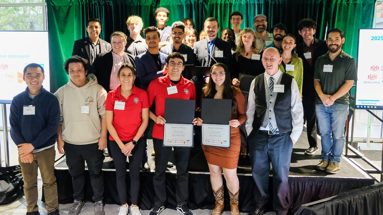 2025 Lobo Hackathon fast-tracks ideas, awards $19k in cash prizes | UNM ...
