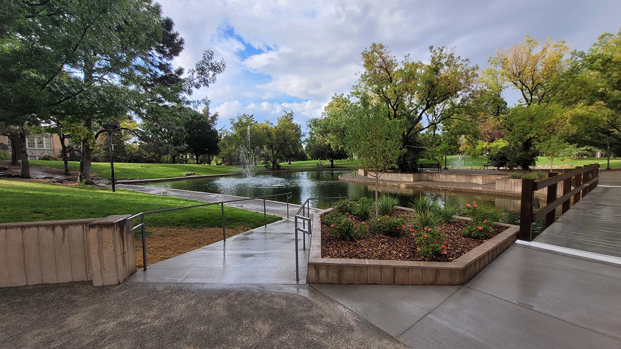 UNM's Duck Pond reopens to campus community | UNM UCAM Newsroom