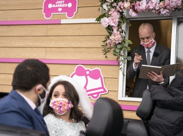 Marriage is On the Menu for Two New York Contest Winners | Dunkin'