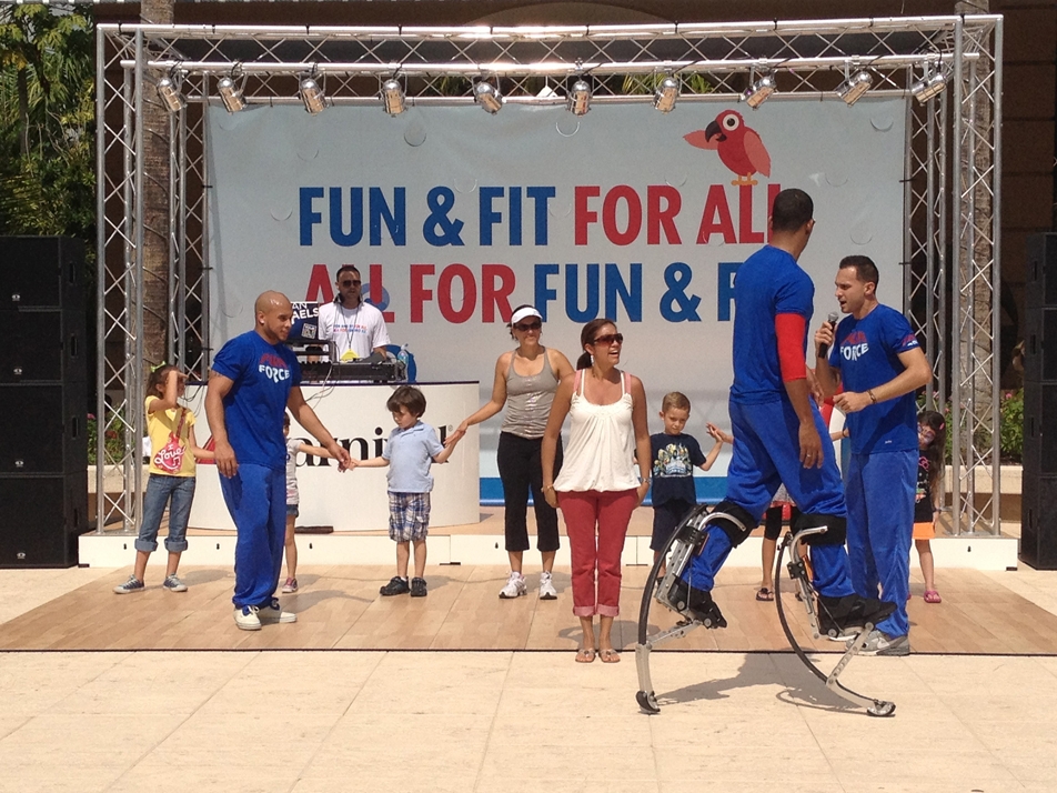 Photo | Carnival Cruise Lines' Fun Force at the Fun & Fit as a Family ...