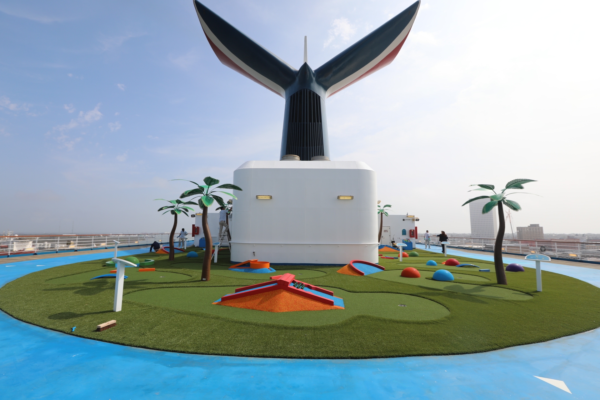 Photo | Freedom Refurb 4- Mini Golf | Carnival Cruise Line