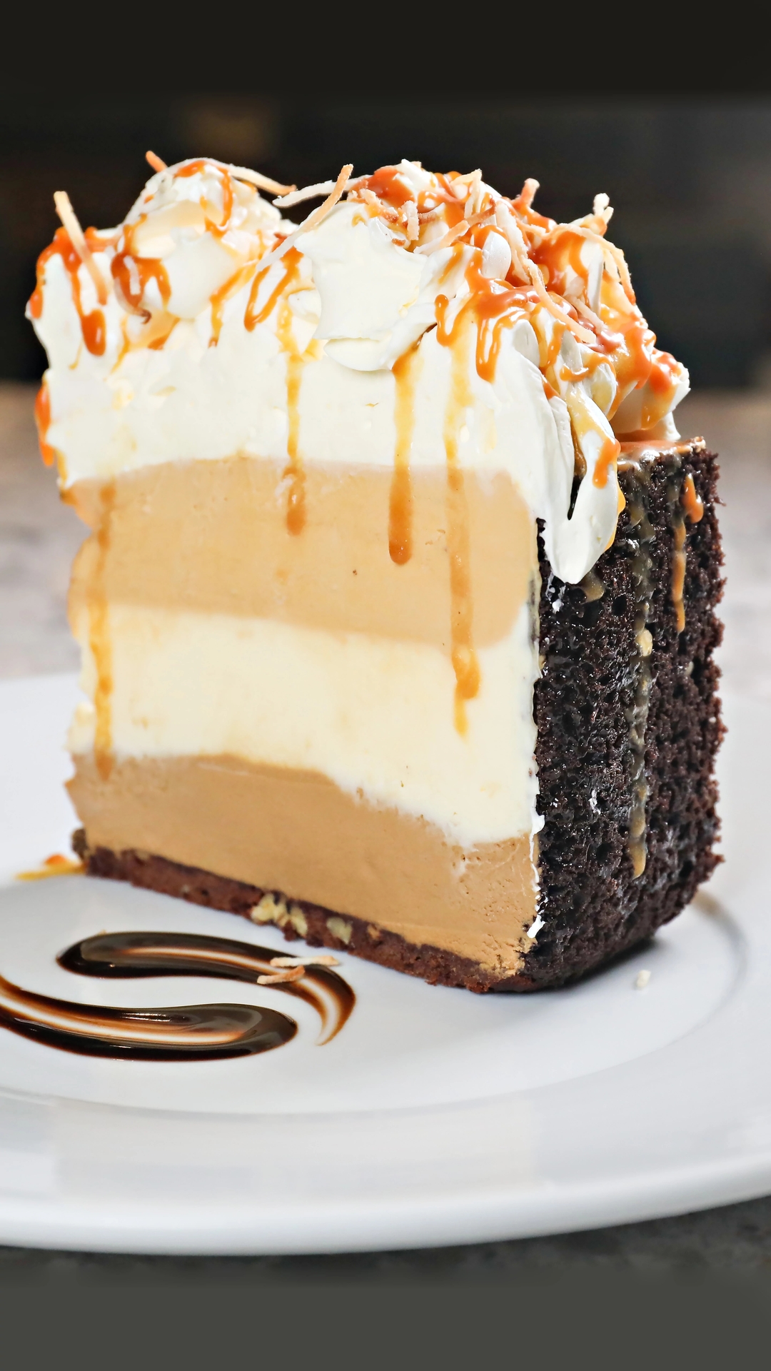 Photo | Mile High Gelato Pie | Carnival Cruise Line