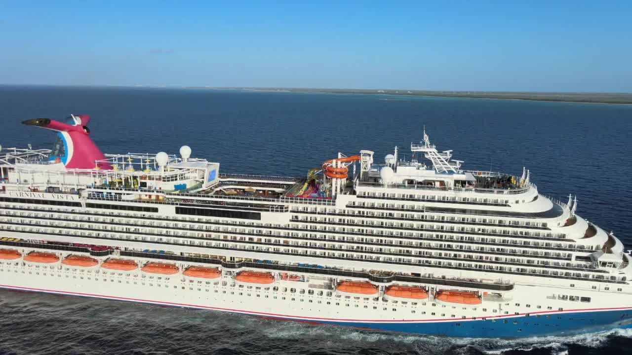 Video | First Official Arrival Carnival Vista Visits Celebration Key ...