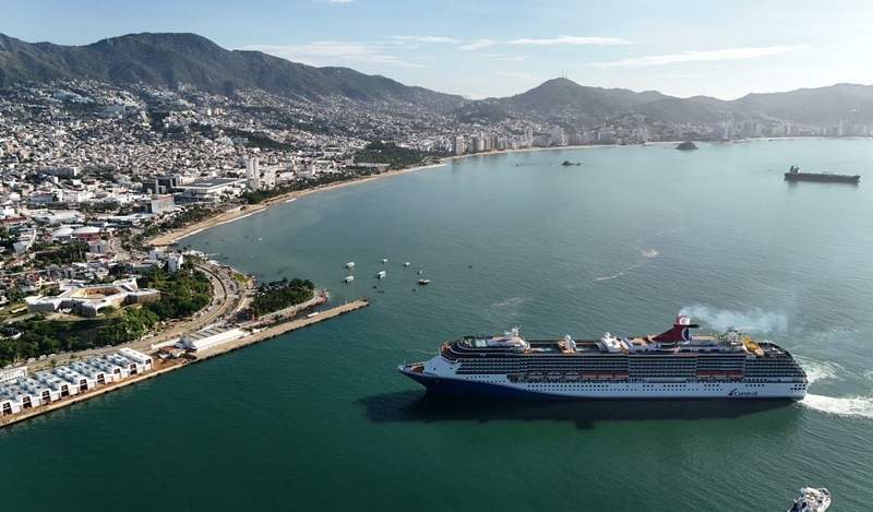 CARNIVAL LEGEND MAKES SURPRISE RETURN TO ACAPULCO, MEXICO | Carnival ...