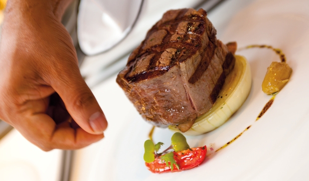 Carnival Cruise Line Rolls Out Express Dining, Giving Guests More Time ...