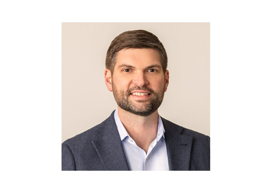 Xcel Energy names Ryan Long executive vice president and chief legal ...