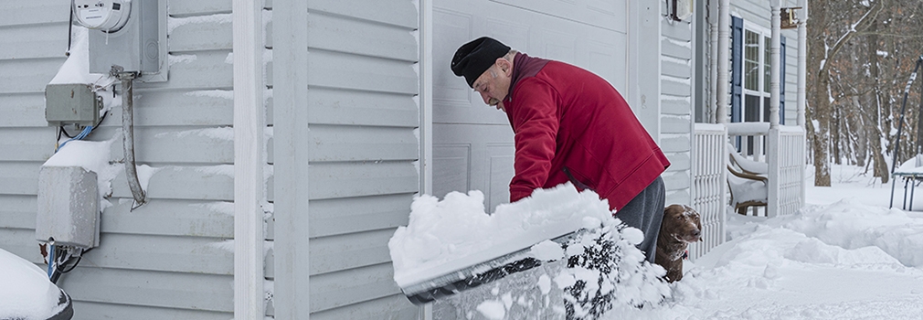 Keep meters and exhaust vents clear of ice and snow | Xcel Energy Stories