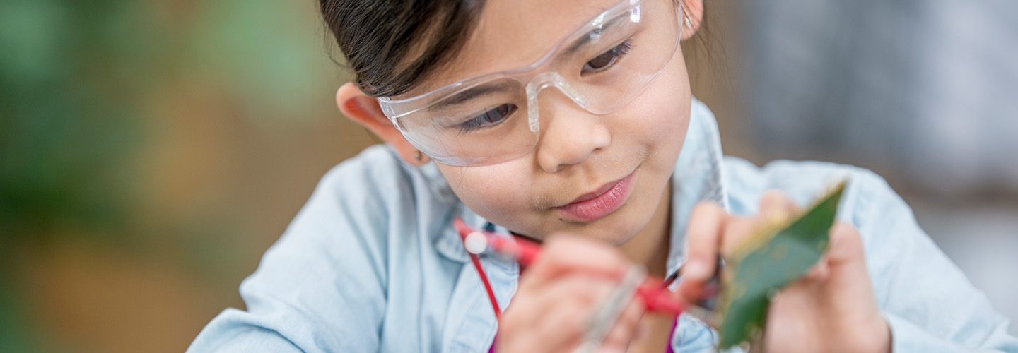Girls & Science STEAM event charges ahead | Xcel Energy Stories