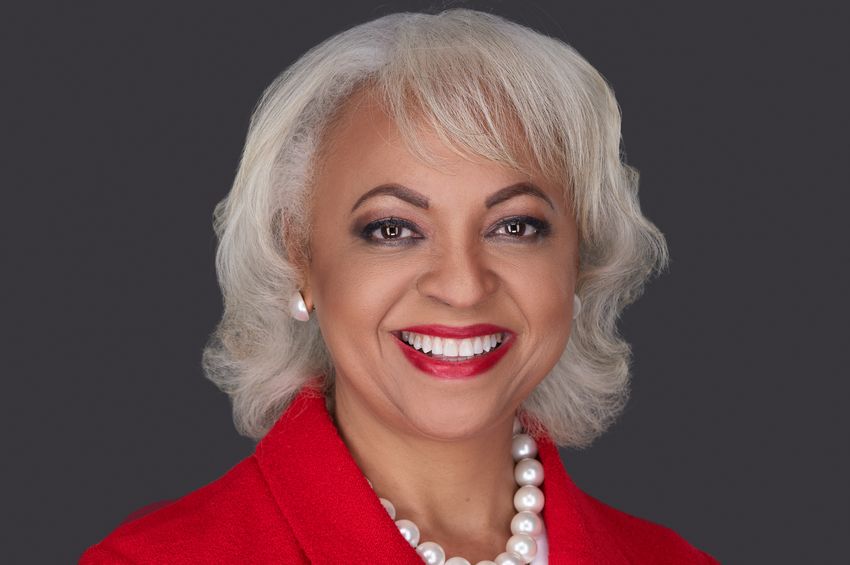 Photo | Juliet Murphy Roulhac S FL Go Red for Women chair 2023 ...
