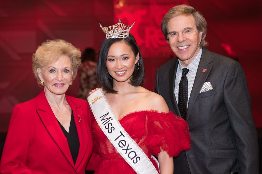 Photo | Sandi Haddock, Miss Texas Averie Bishop and Scott Murray ...