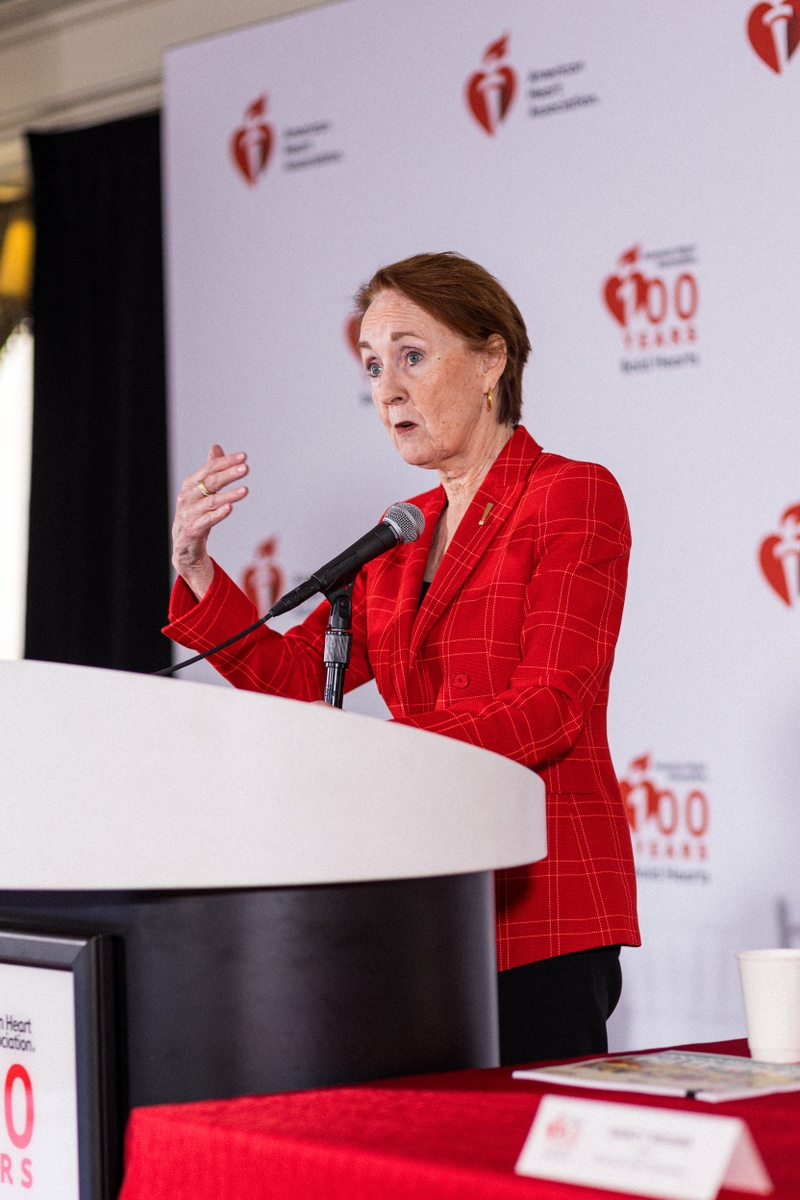 Alarming trends call for action to define the future role of food in ...