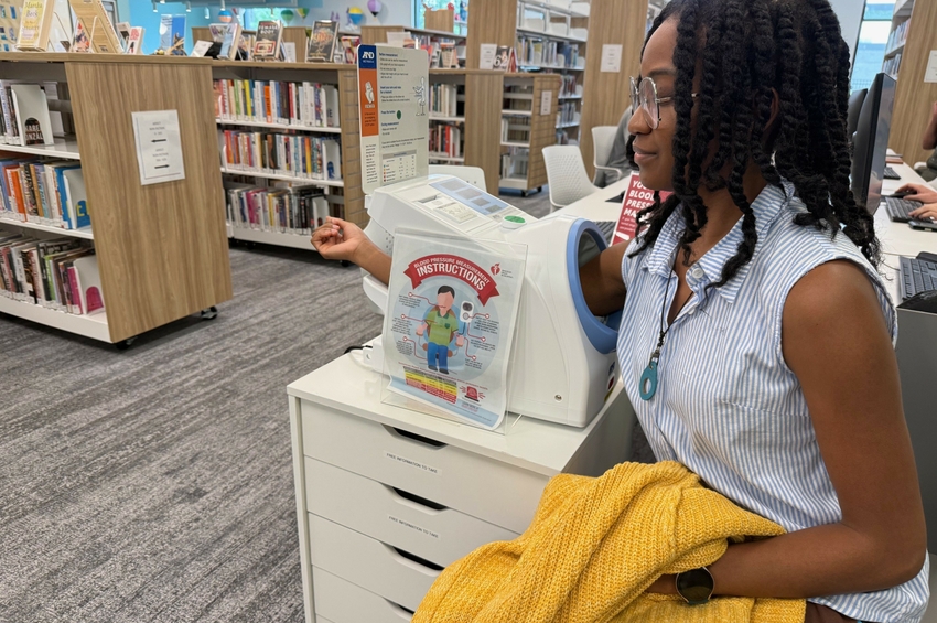 Photo | Charleston - Jessica Mack checks BP at the North Charleston ...