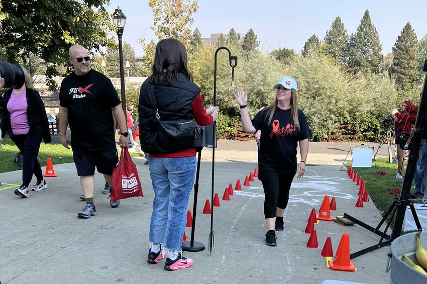 Photo | Washington Heart and Stroke Walk stroke survivor rings survivor ...