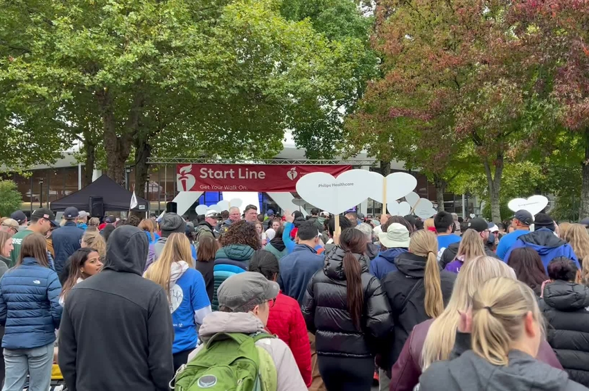 Video | 2025 WA Heart and Stroke Walk Seattle participants cross the ...